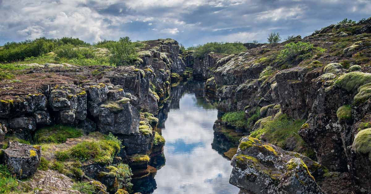 Peningagjá Fissure in Iceland | Arctic Adventures