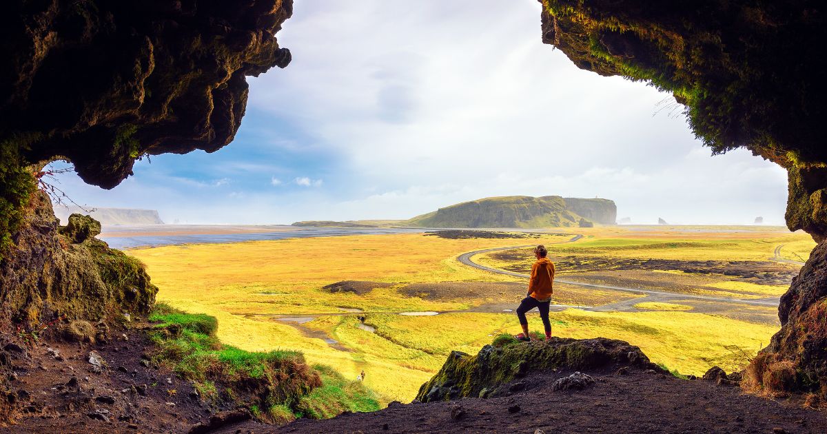 Loftsalahellir Cave | Arctic Adventures