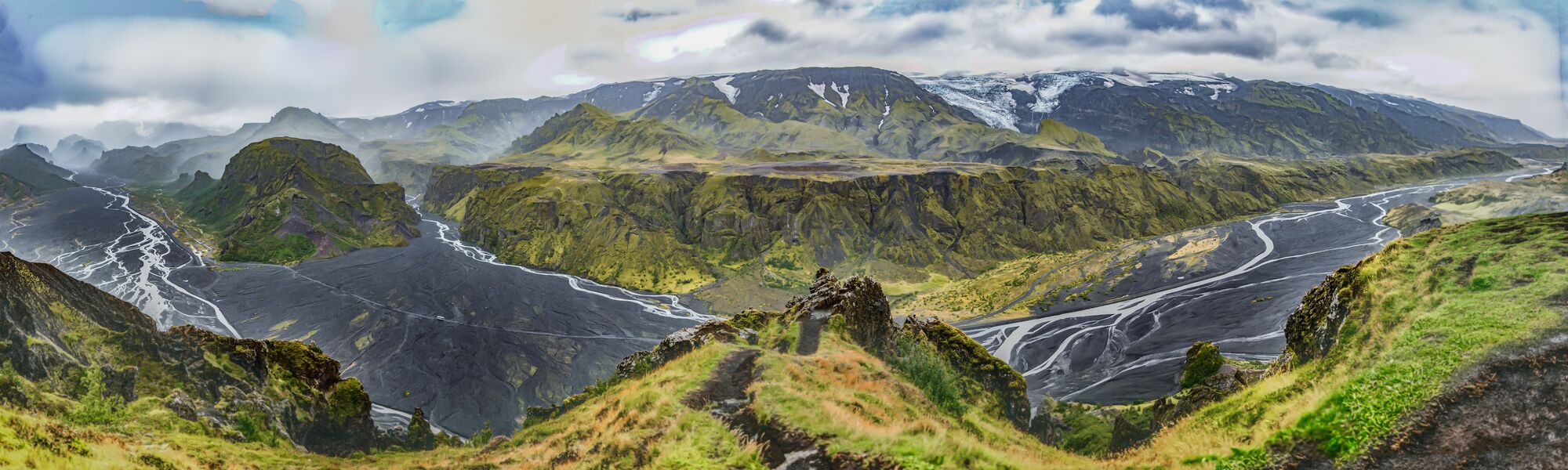 Thorsmork: Guide to Iceland's Scenic Valley & Natural Trails