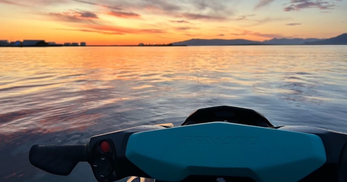 Sunset Jet Ski Adventure in Reykjavík Bay